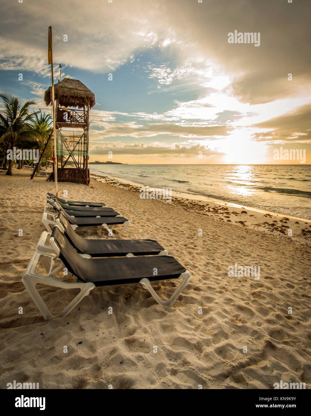 Maya sea hi-res stock photography and images - Alamy