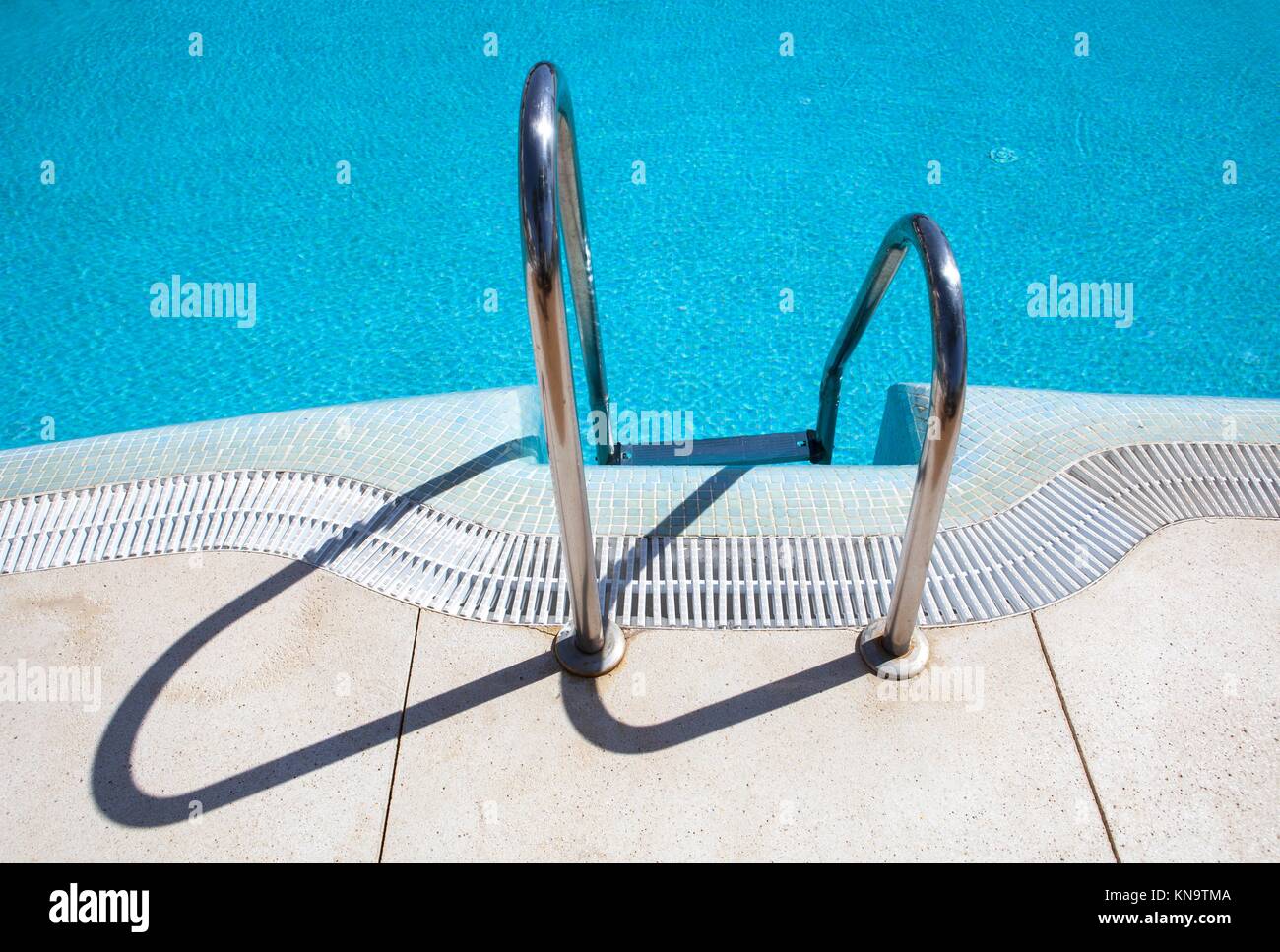 Stairs of swimming pool hi-res stock photography and images - Alamy