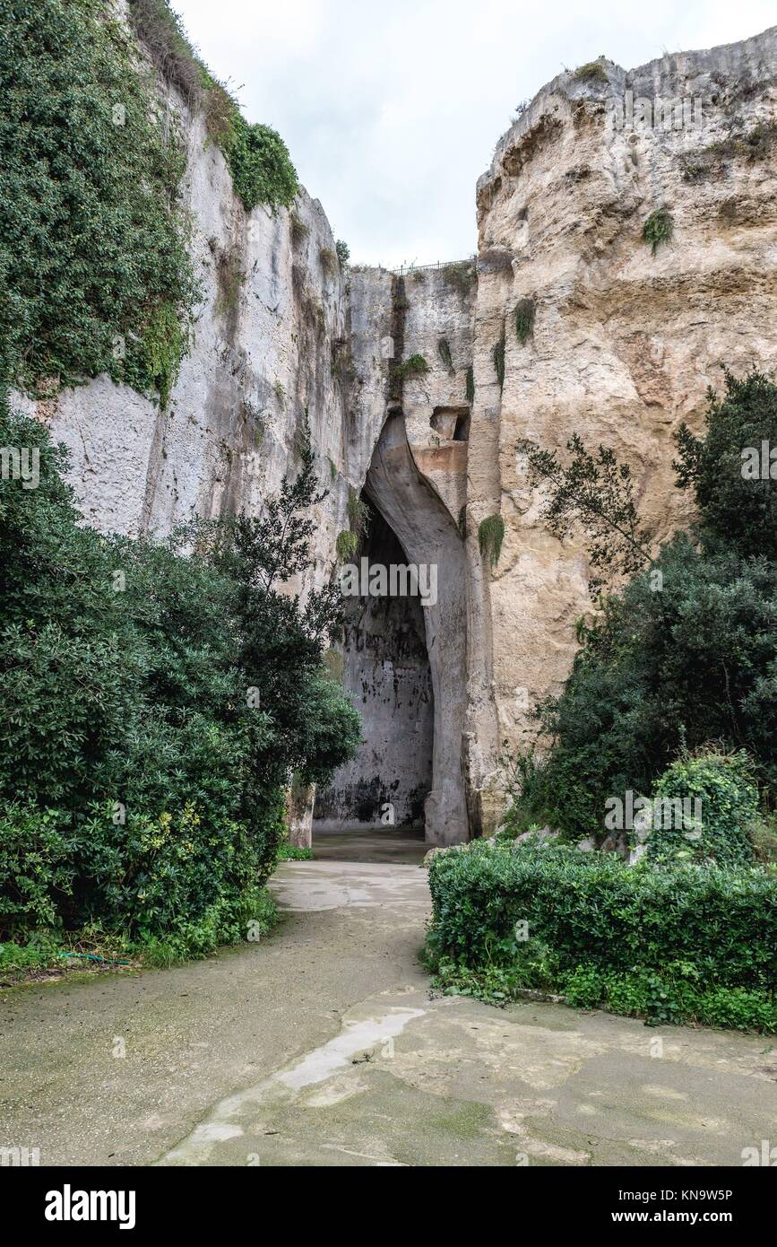 Dionysus ear hi-res stock photography and images - Alamy