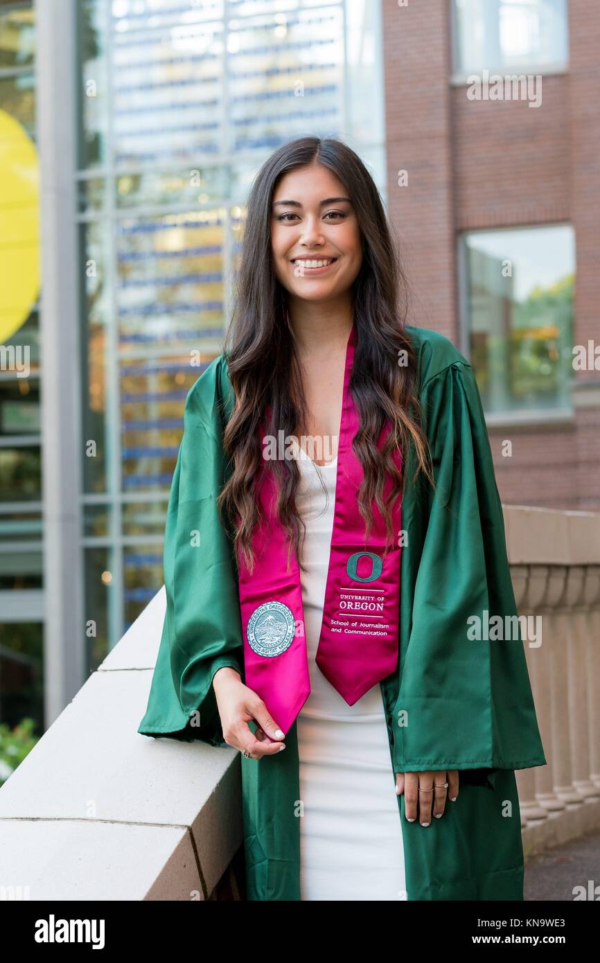 Female college graduate hi-res stock photography and images - Alamy