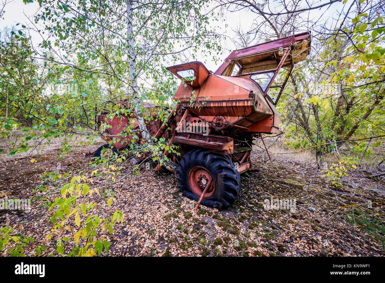 Old Combine Harvester High Resolution Stock Photography and Images - Alamy