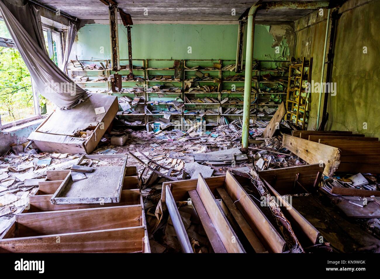 School in prypiat chernobyl ukraine hi-res stock photography and images ...