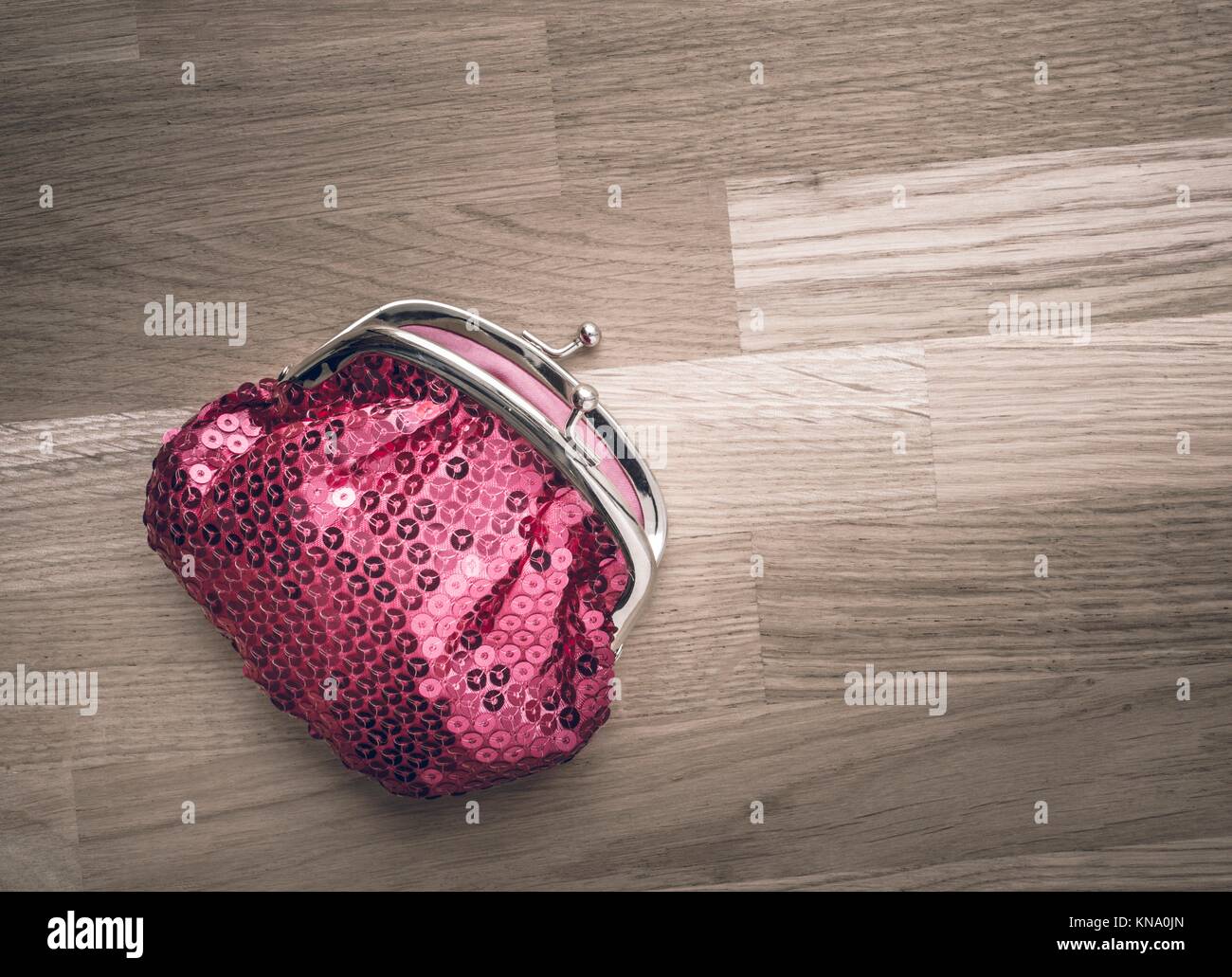 Luxury elegant table hi-res stock photography and images - Alamy