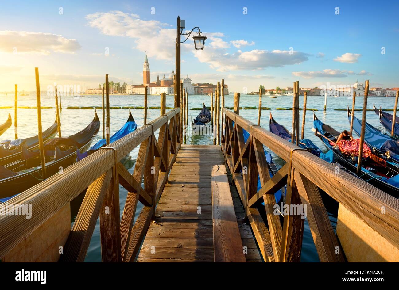 Pier sea structure landmark famous water hi-res stock photography and ...