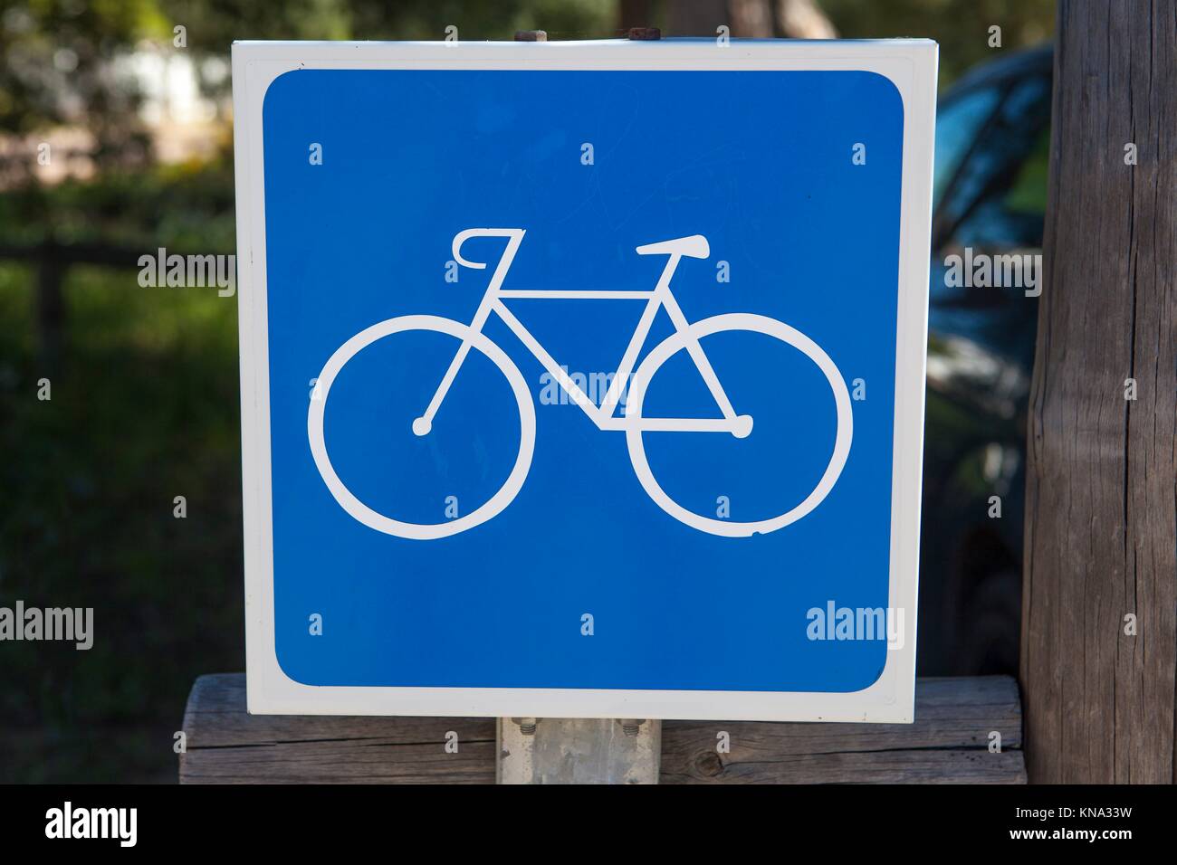 Bicycle warning symbol hi-res stock photography and images - Alamy