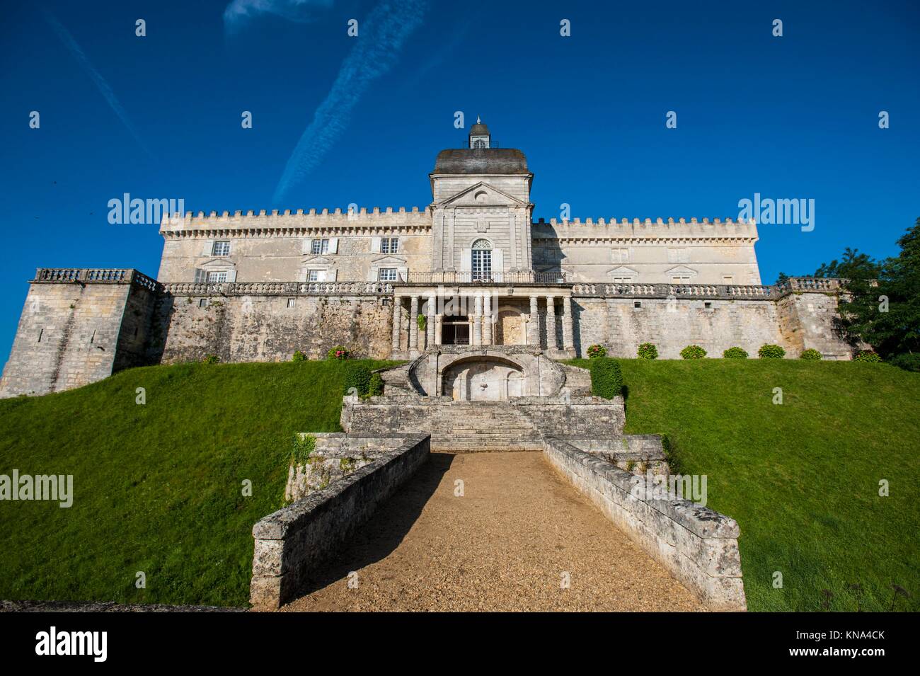 Vayres castle hi-res stock photography and images - Alamy