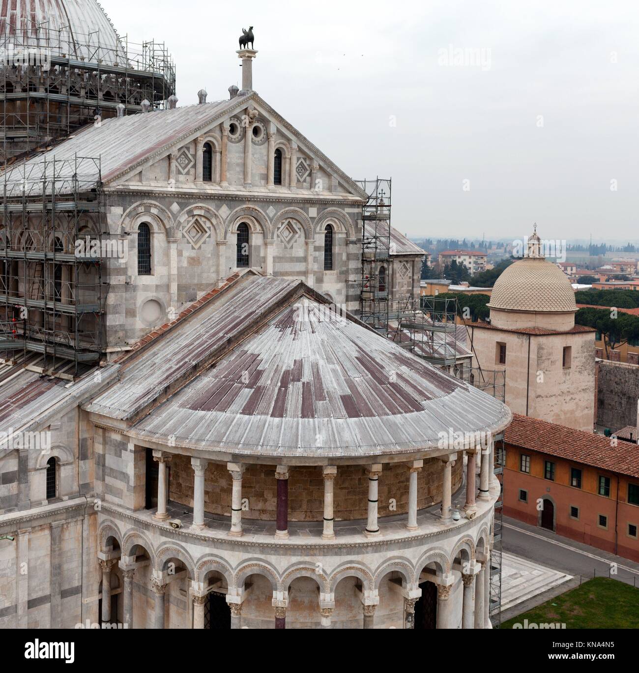 Pisa cathedral facade from above hi-res stock photography and images ...