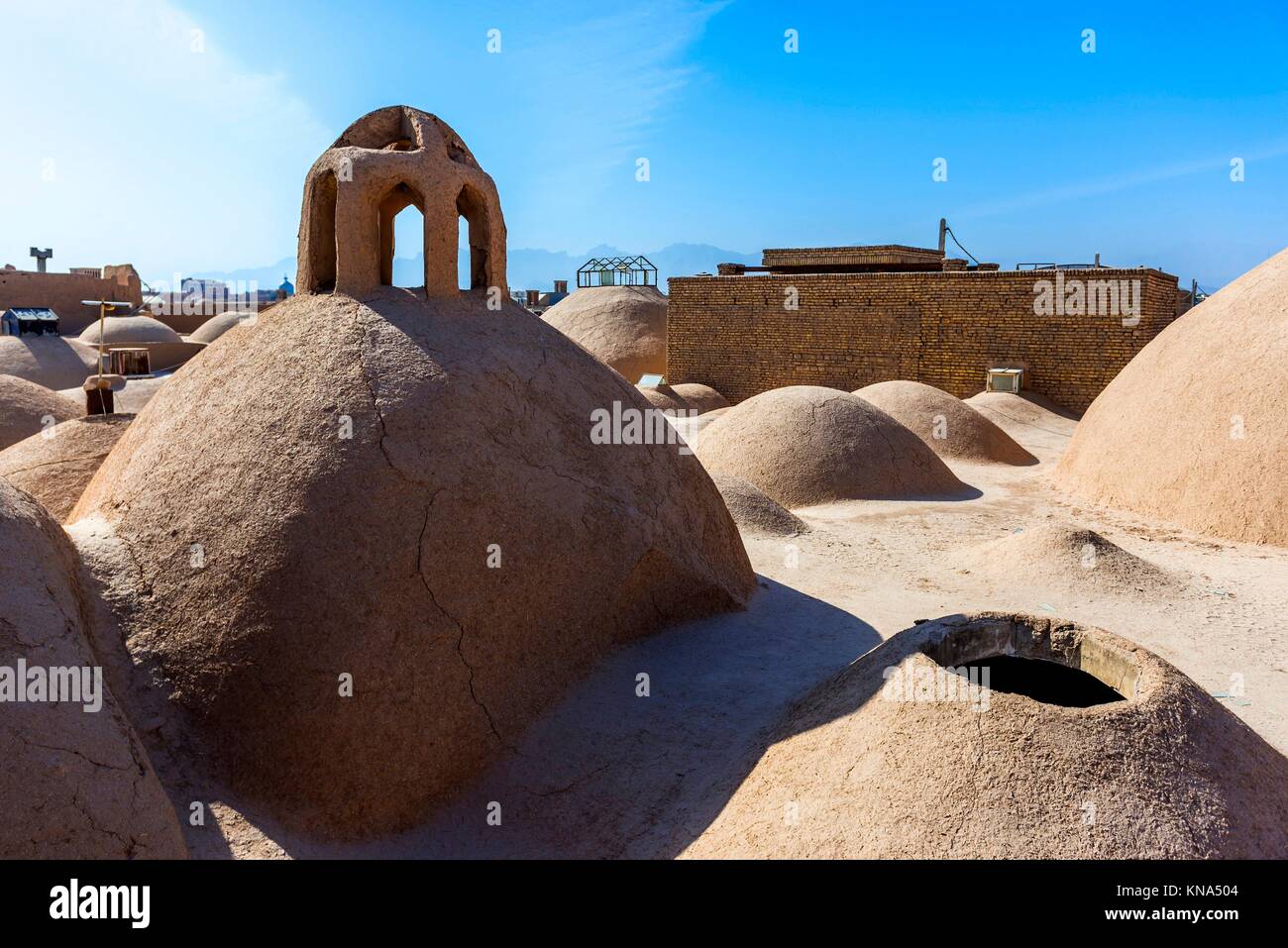 Iranian domes hi-res stock photography and images - Alamy