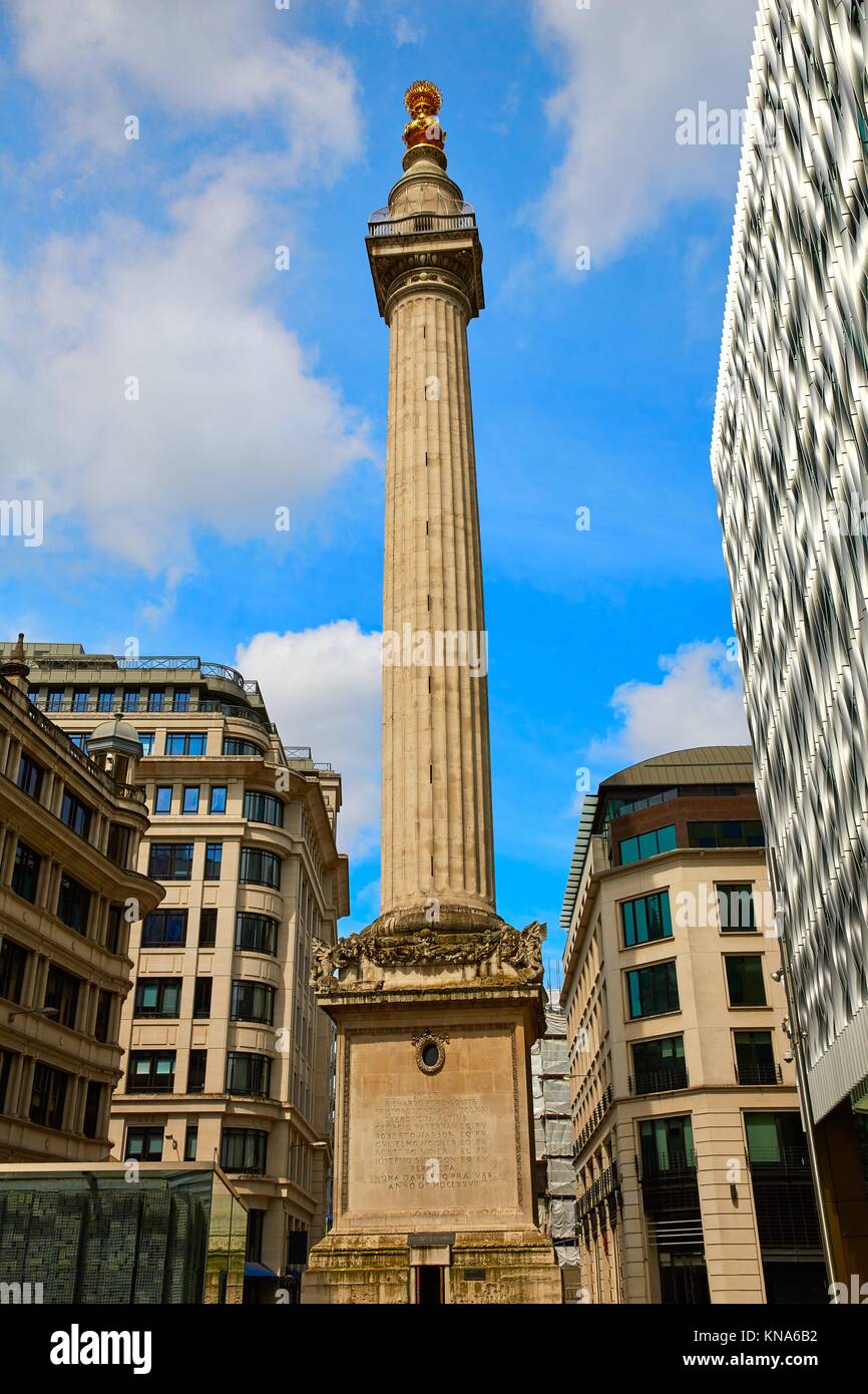 Typical london monument hi-res stock photography and images - Alamy