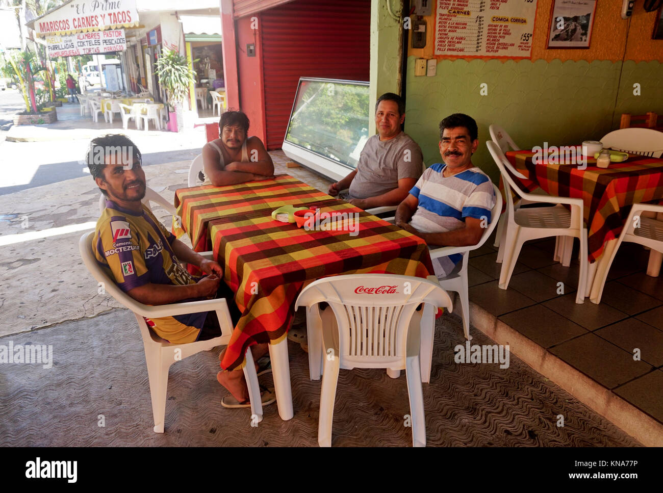 Mexican friends in restaurant, Acapulco, Mexico Stock Photo - Alamy