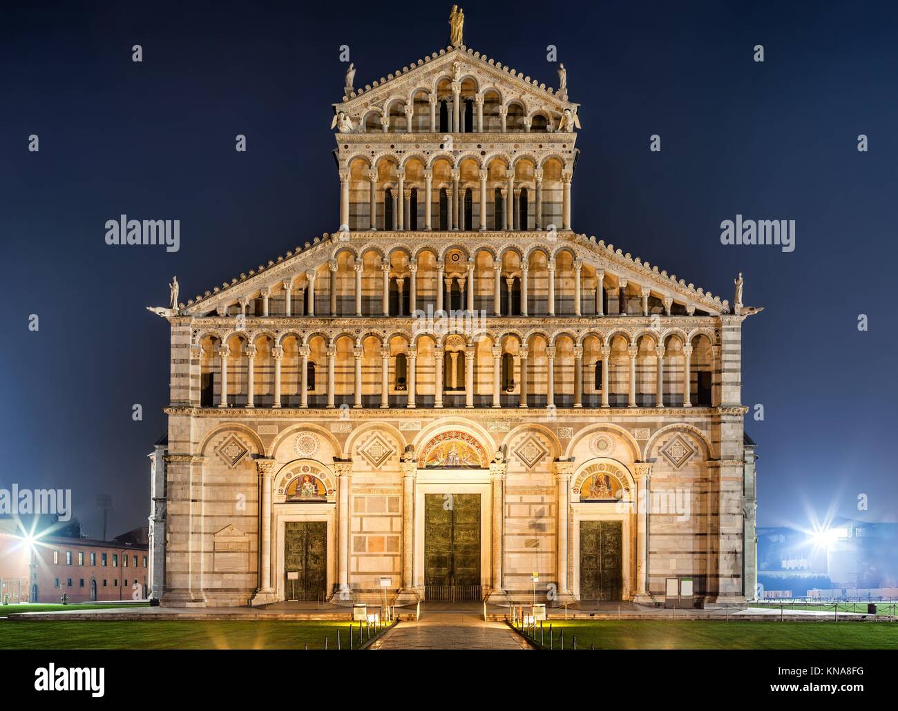 Cathedral pisa night hi-res stock photography and images - Alamy