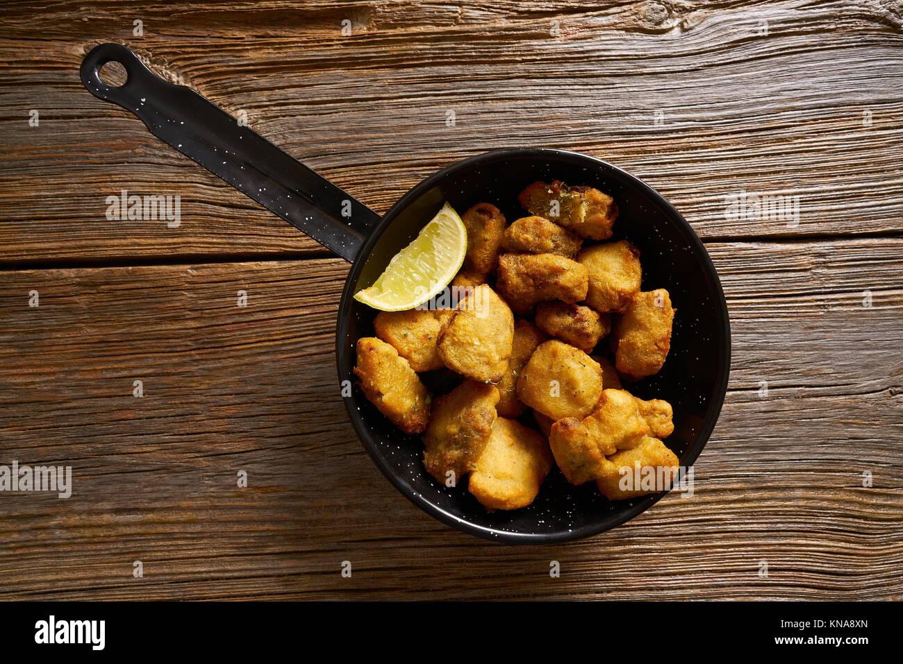 Fish tapa hi-res stock photography and images - Alamy