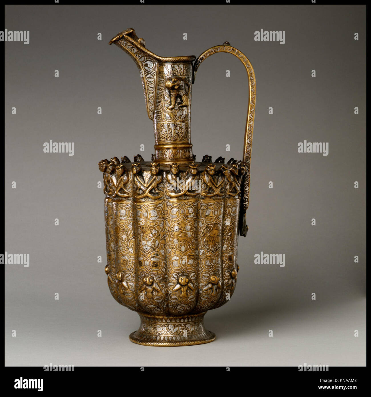 Ewer MET DP194 450513 Stock Photo - Alamy