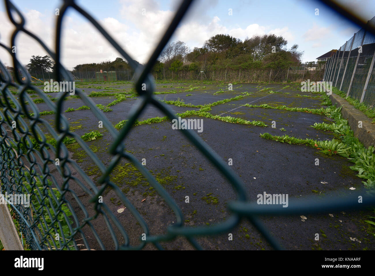 Rundown area hi-res stock photography and images - Alamy