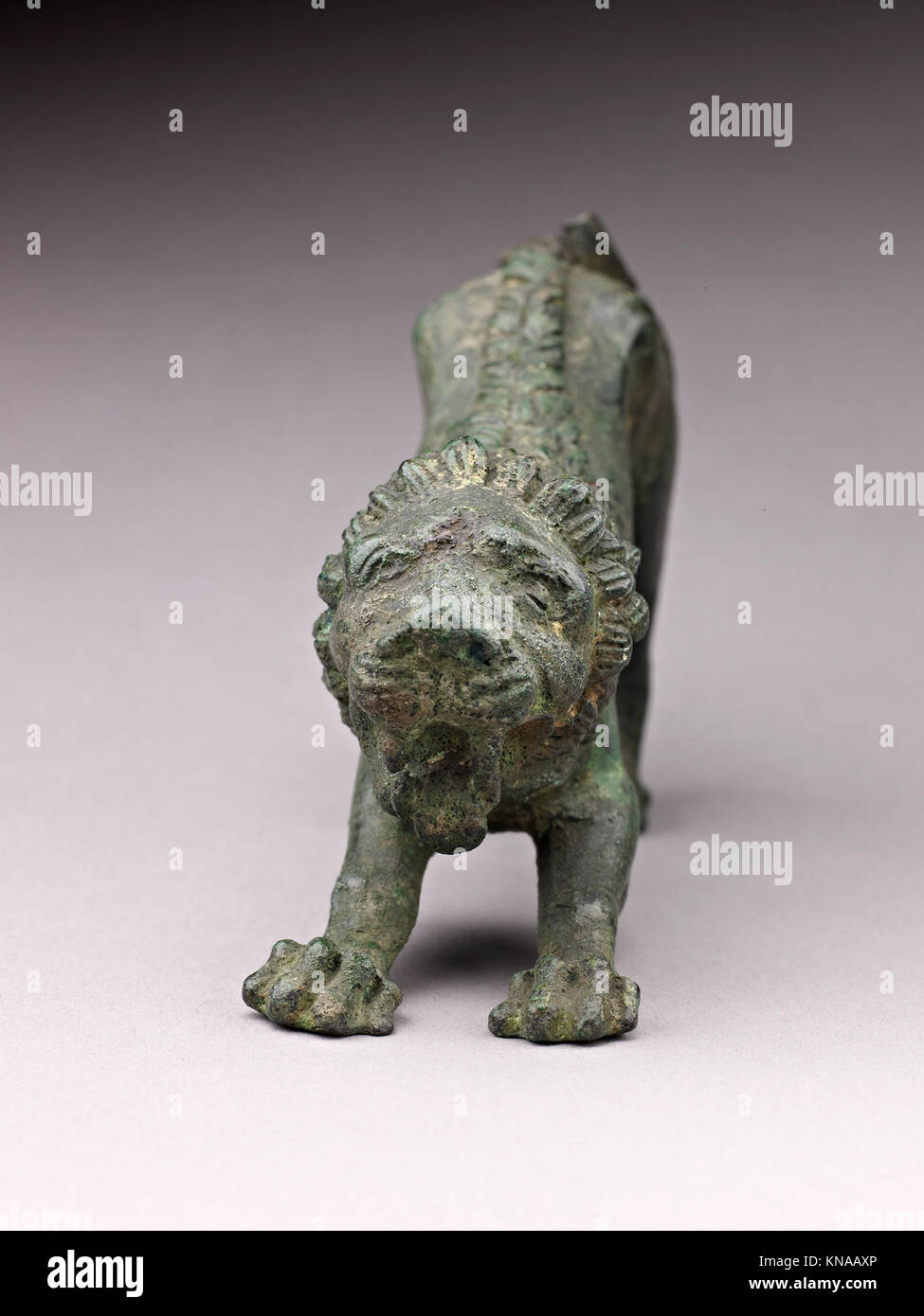 Dynamic figure in crouching hi-res stock photography and images - Alamy