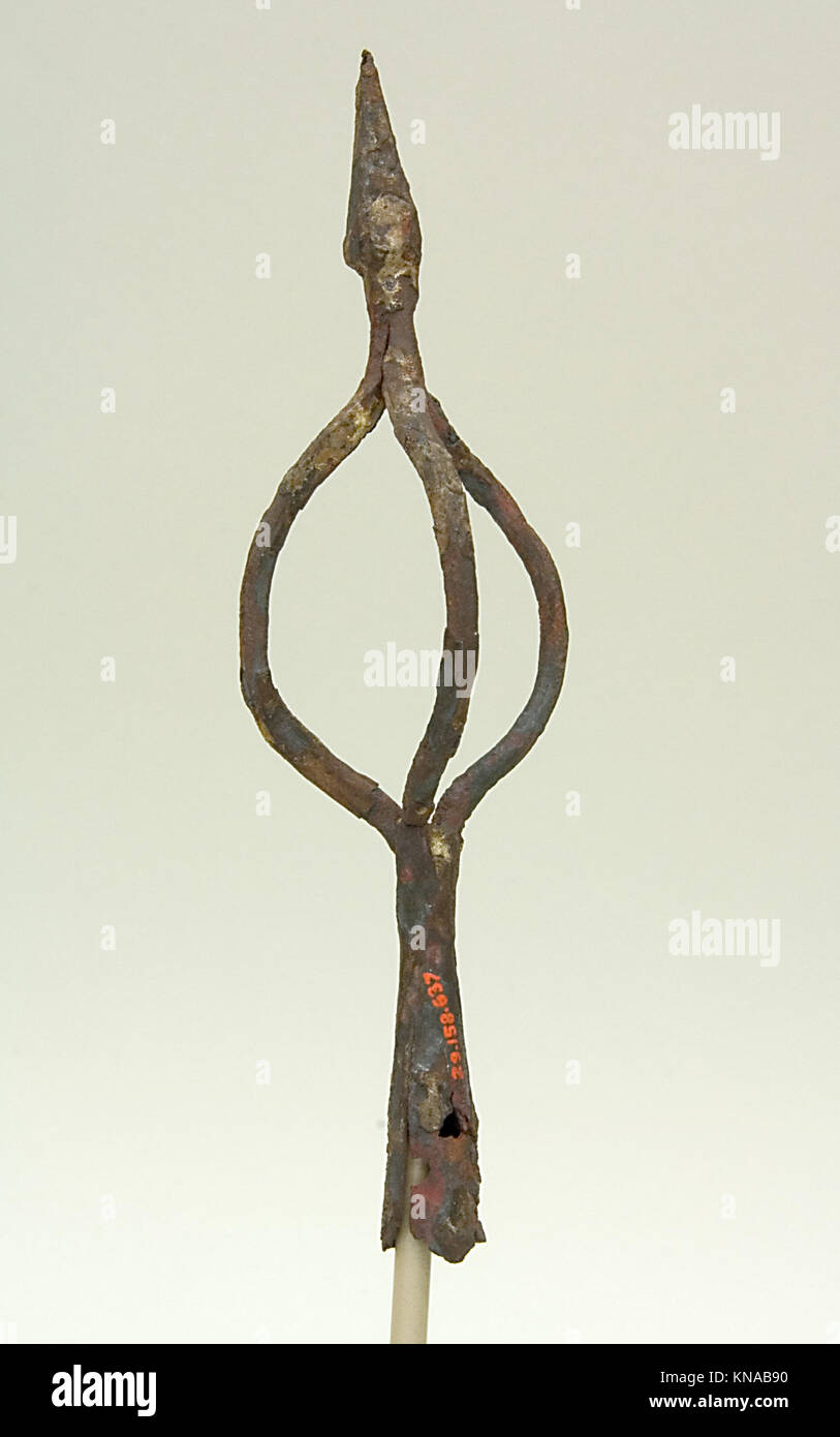 Incendiary arrow hi-res stock photography and images - Alamy