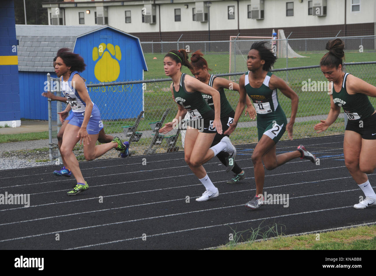 Track and field event teens hi-res stock photography and images - Alamy