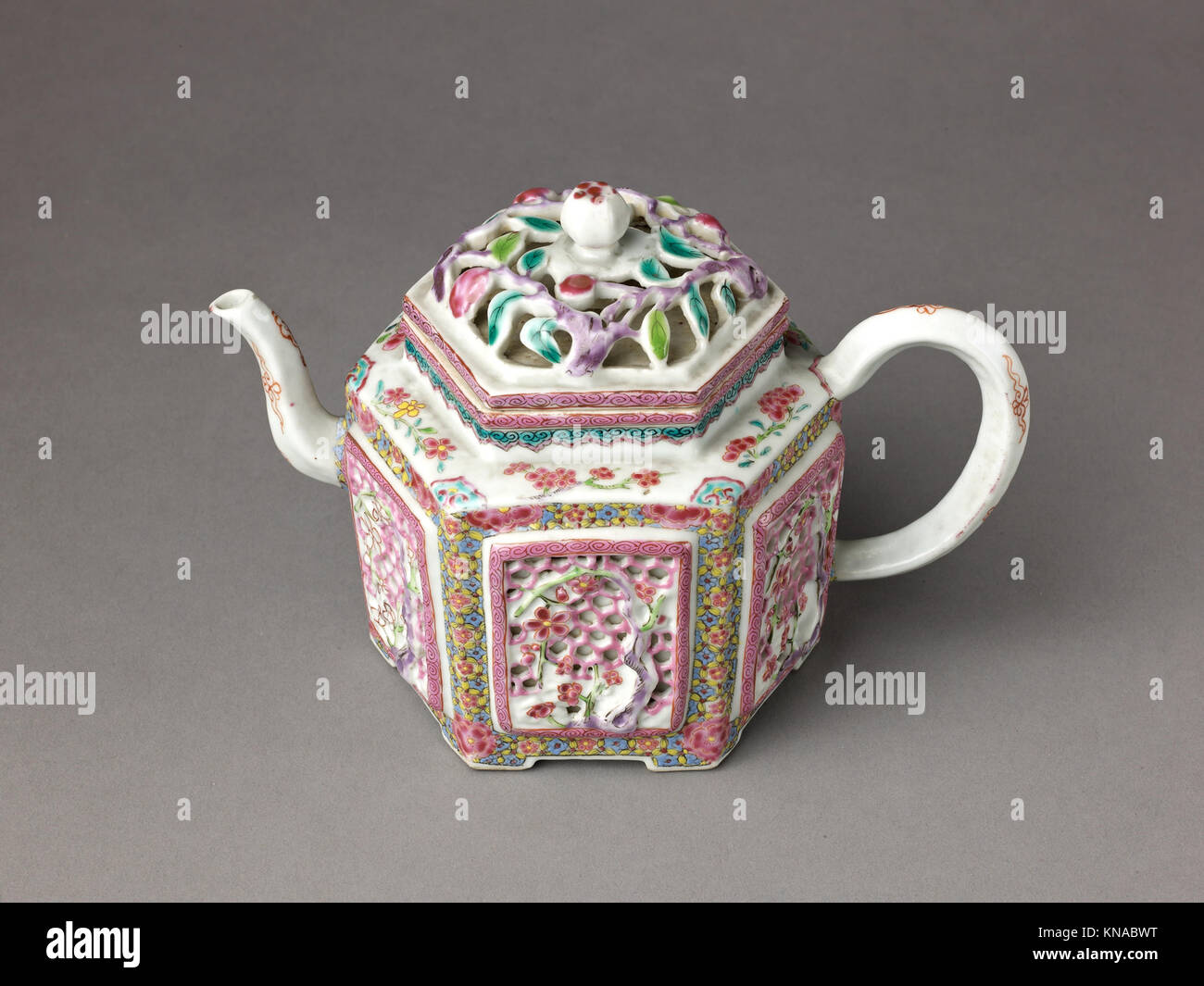 Hexagonal pot hi-res stock photography and images - Alamy