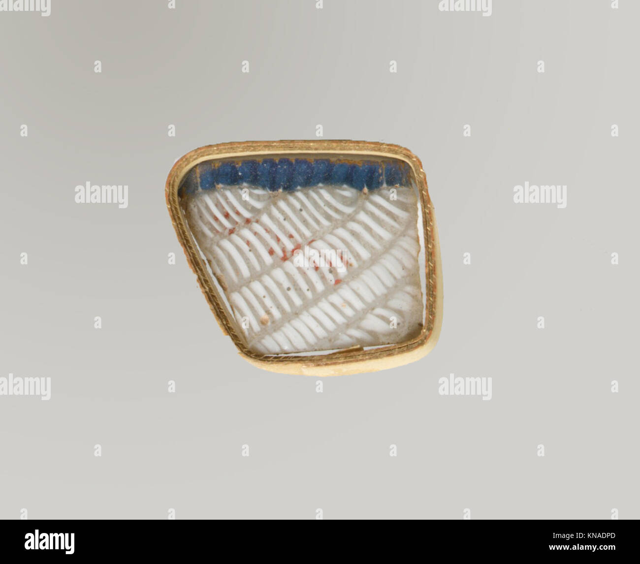 Network mosaic glass fragment hi-res stock photography and images - Alamy