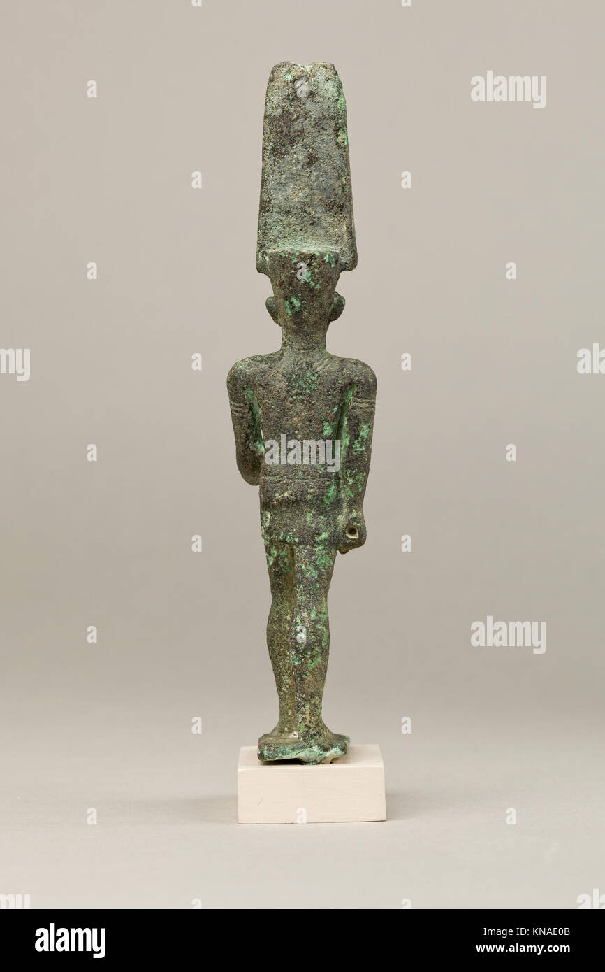 Amun the god of thebes in egypt hi-res stock photography and images - Alamy