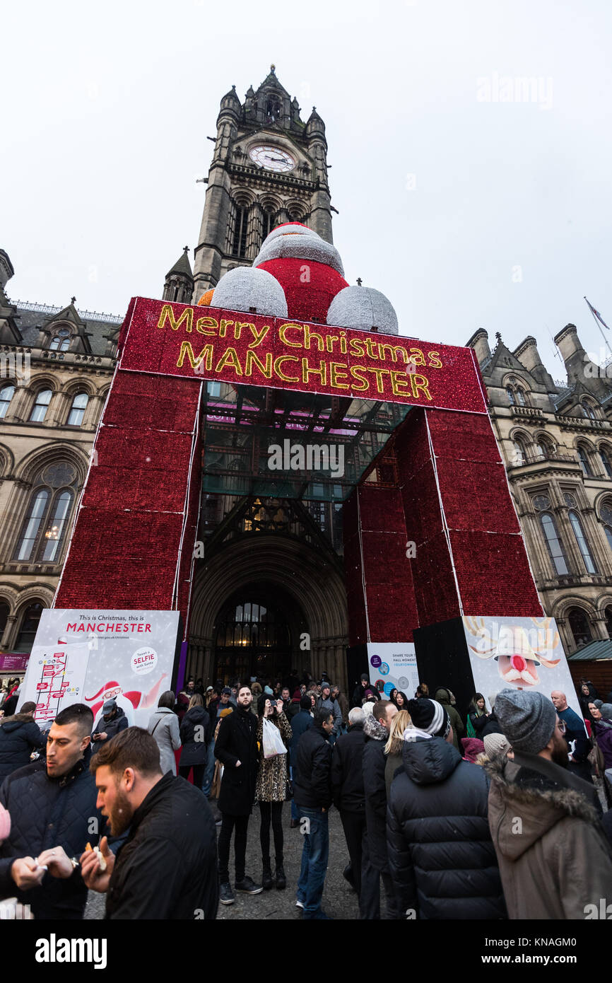 Shoppers And Revellers At Manchester Christmas Markets Around The City ...