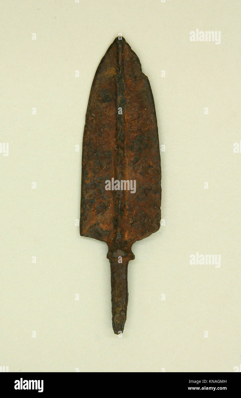 An arrowhead from The MET illustrates ancient weapon craftsmanship ...