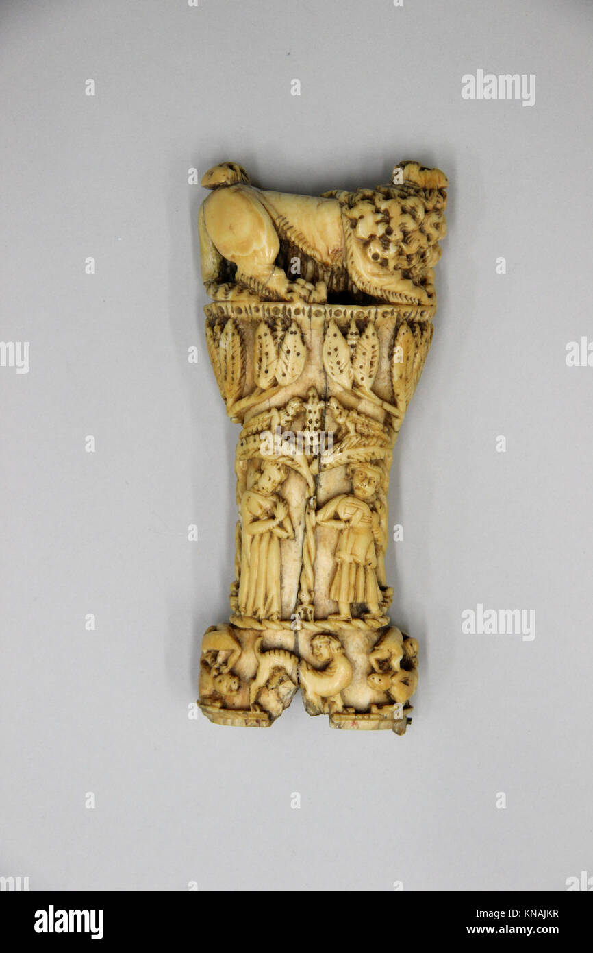 Dagger Grip High Resolution Stock Photography and Images - Alamy