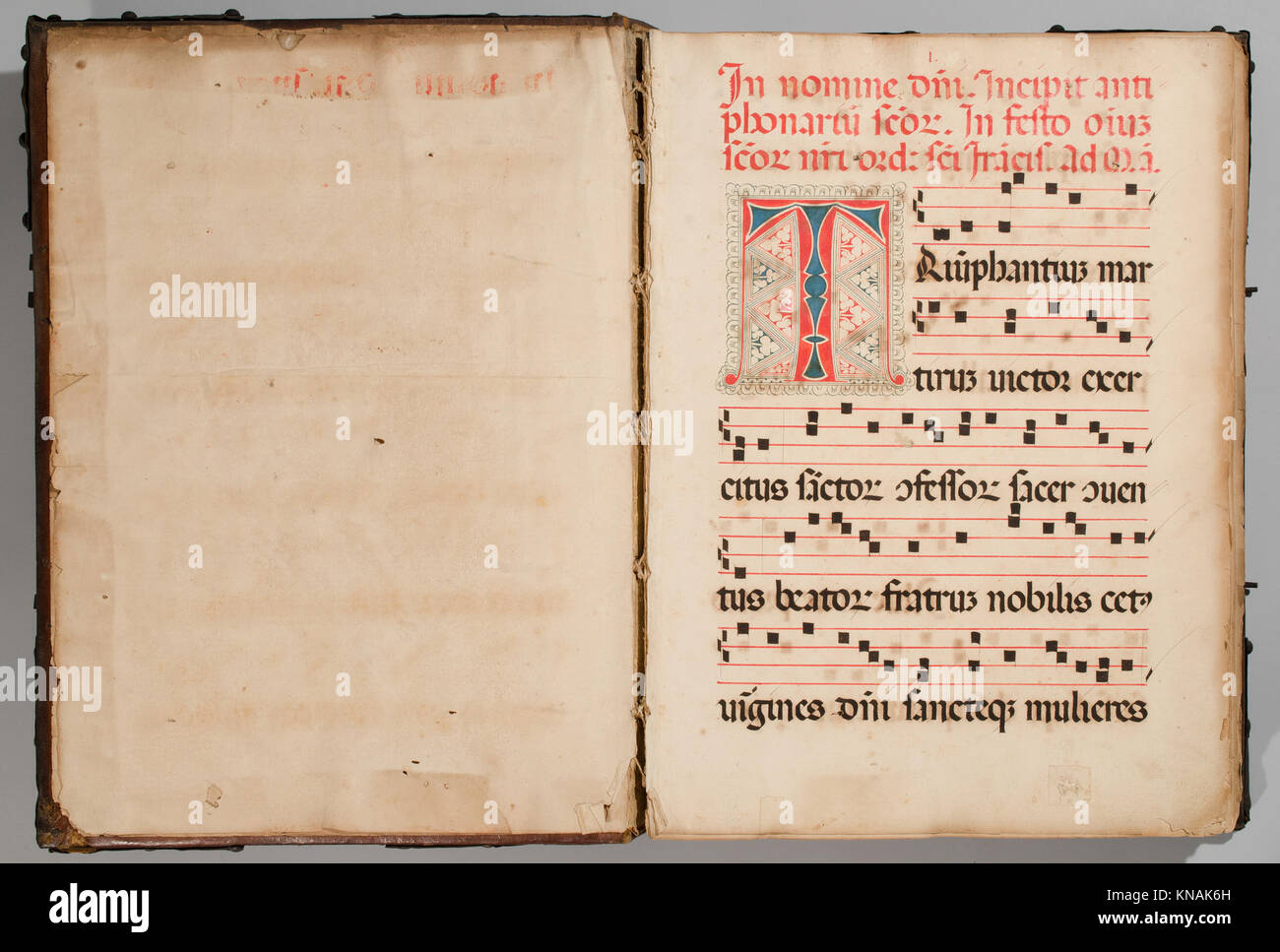 Liturgical chanting hi-res stock photography and images - Alamy