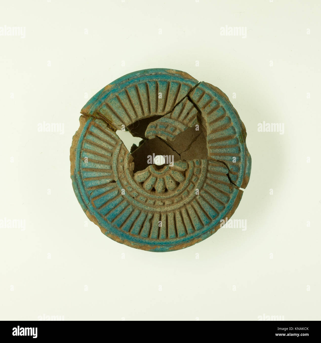 Art museum plug hi-res stock photography and images - Alamy