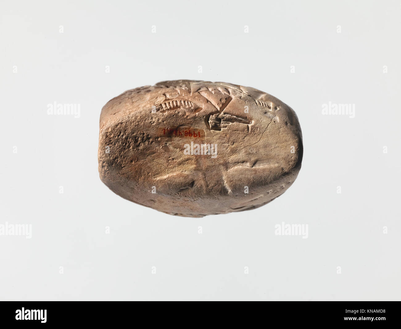 This ancient Mesopotamian cuneiform tablet records the administrative ...