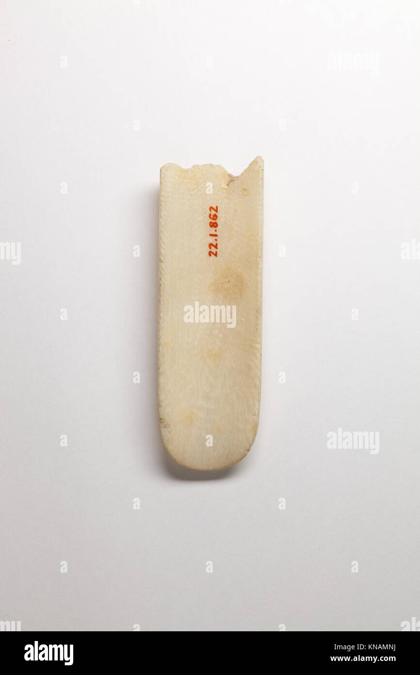 This finger-shaped cosmetic scoop is an ancient tool, designed for ...