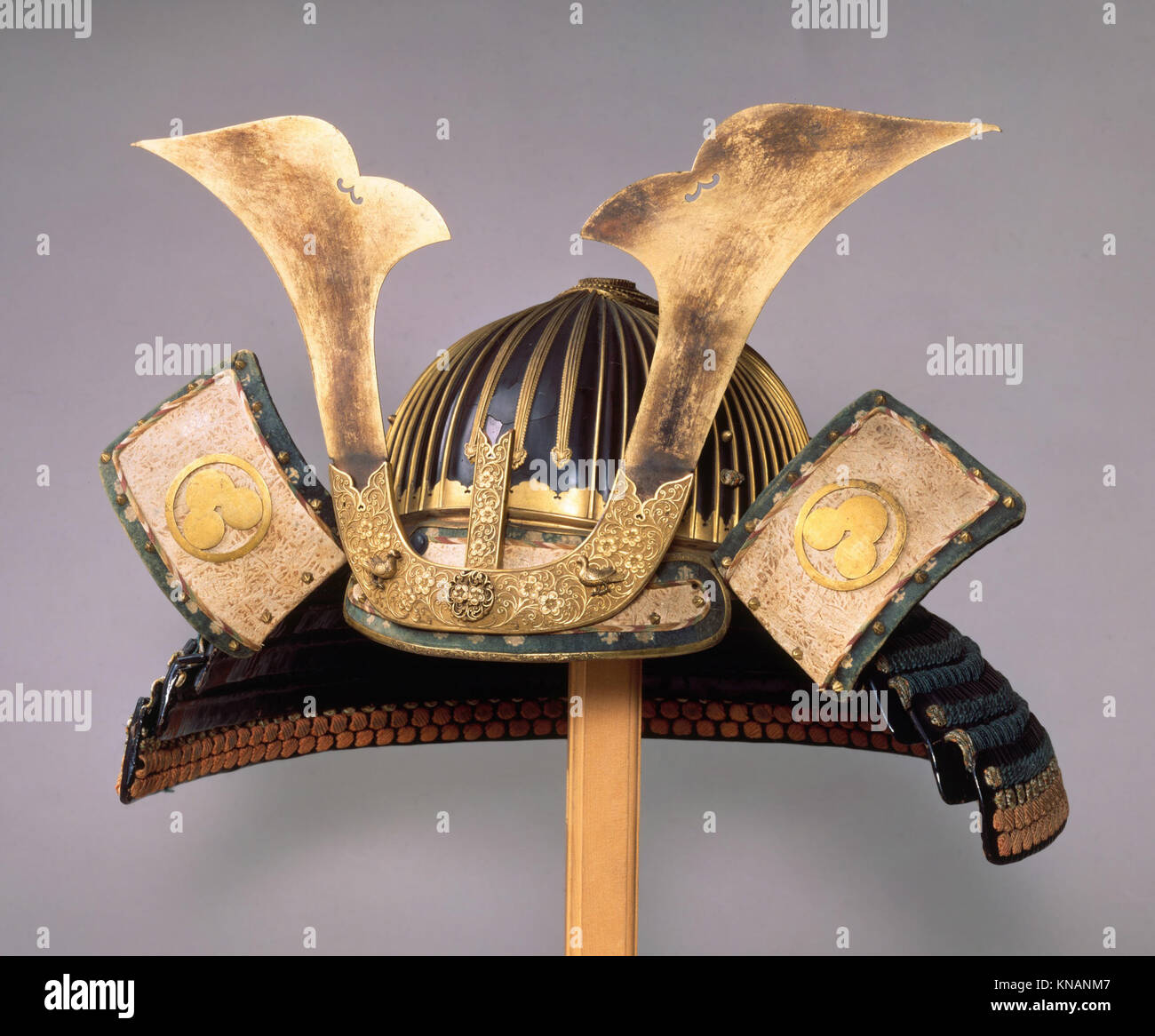 Kabuto traditional japanese helmet hi-res stock photography and images ...