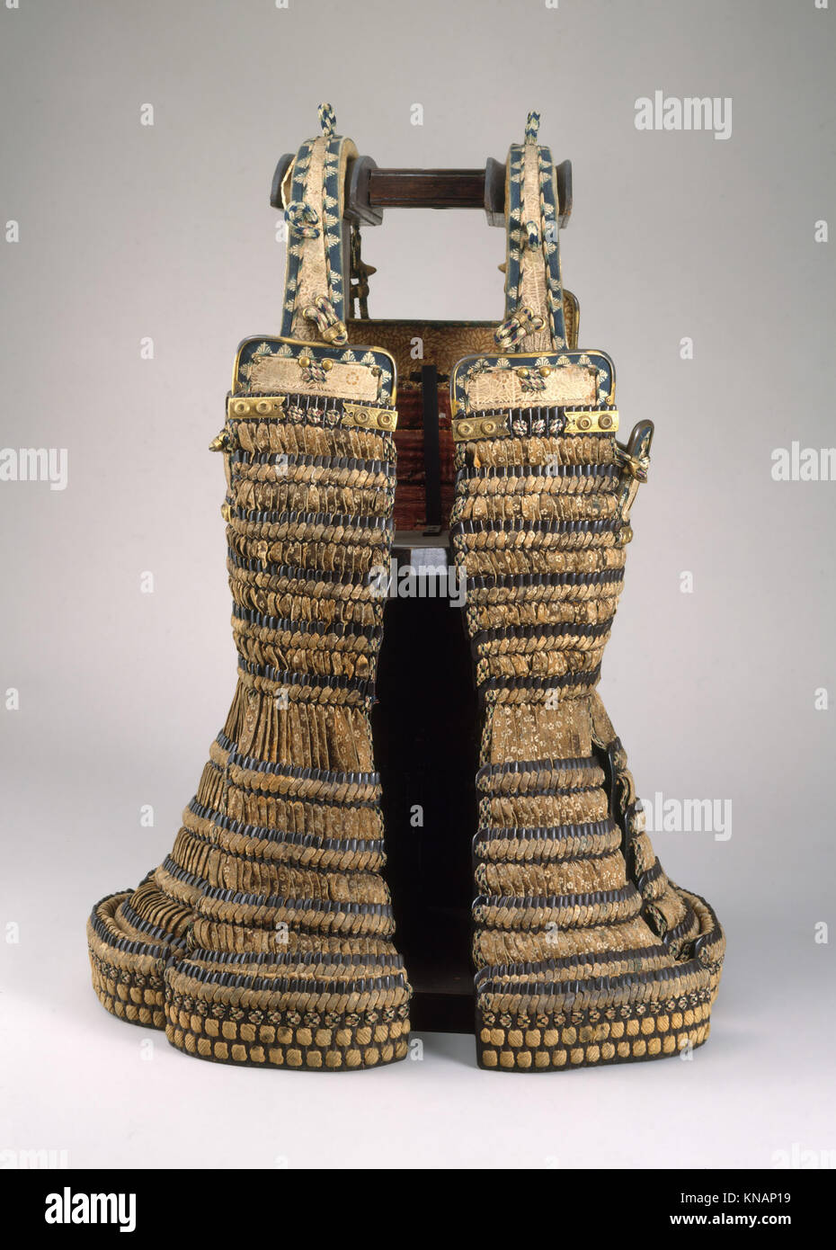 Samurai cuirass hi-res stock photography and images - Alamy