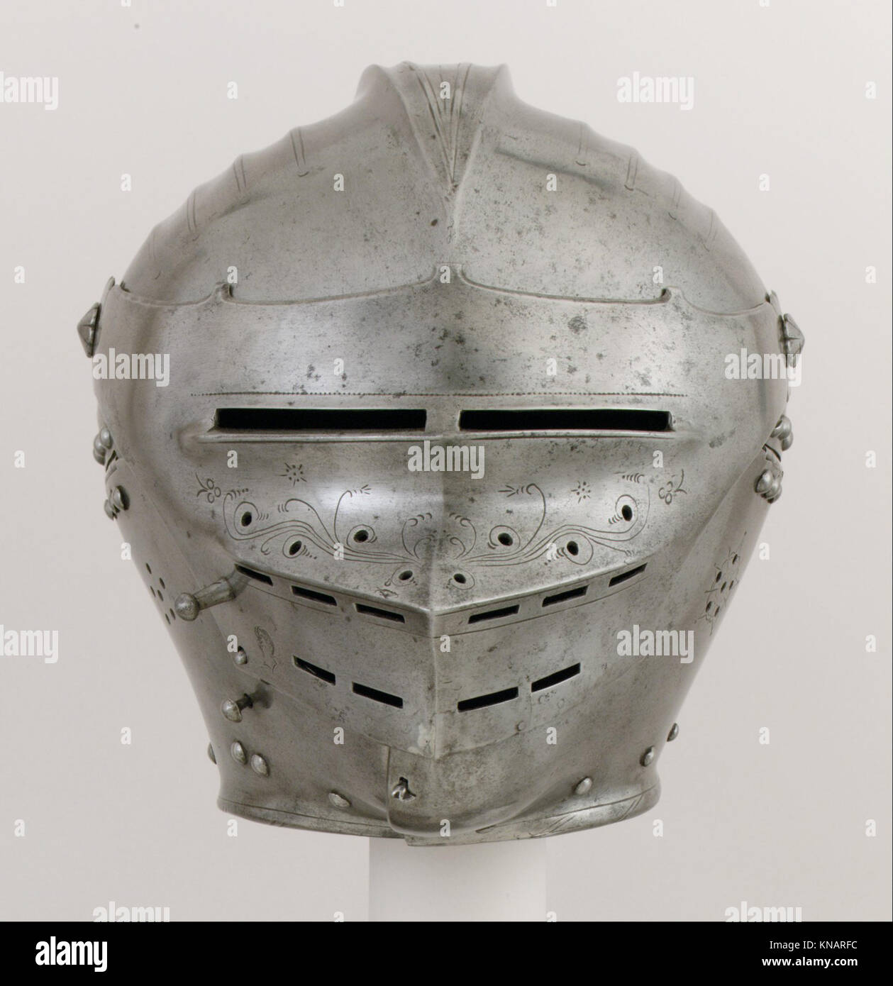 Armor helmet head medieval history protect hi-res stock photography and ...