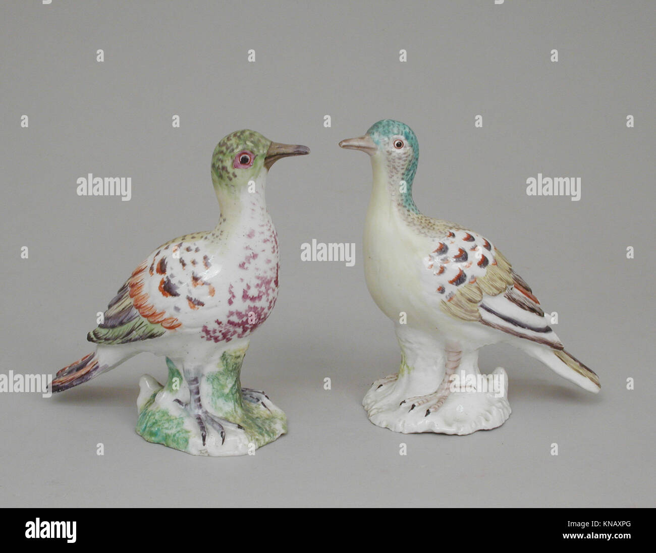 Dove (one of a pair) MET SF64 101 428,429 img1 203314 Stock Photo - Alamy