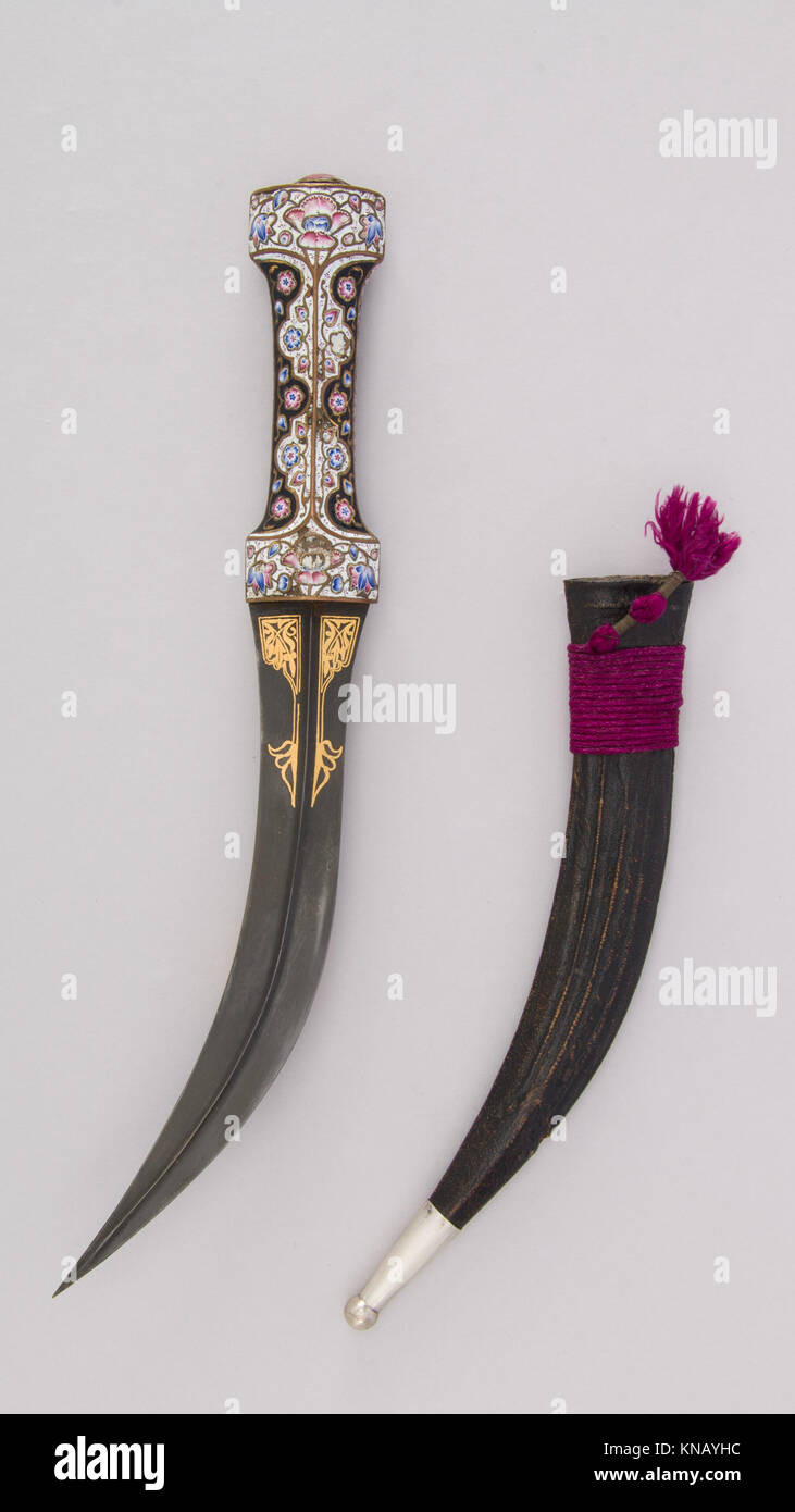 Dagger in sheath hi-res stock photography and images - Alamy