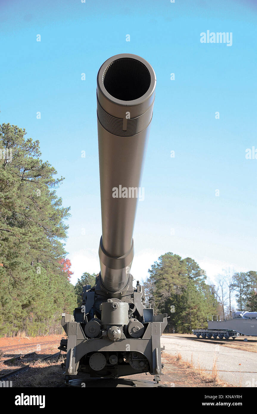 The M65 series artillery piece, nicknamed Atomic Annie, is a 280mm ...