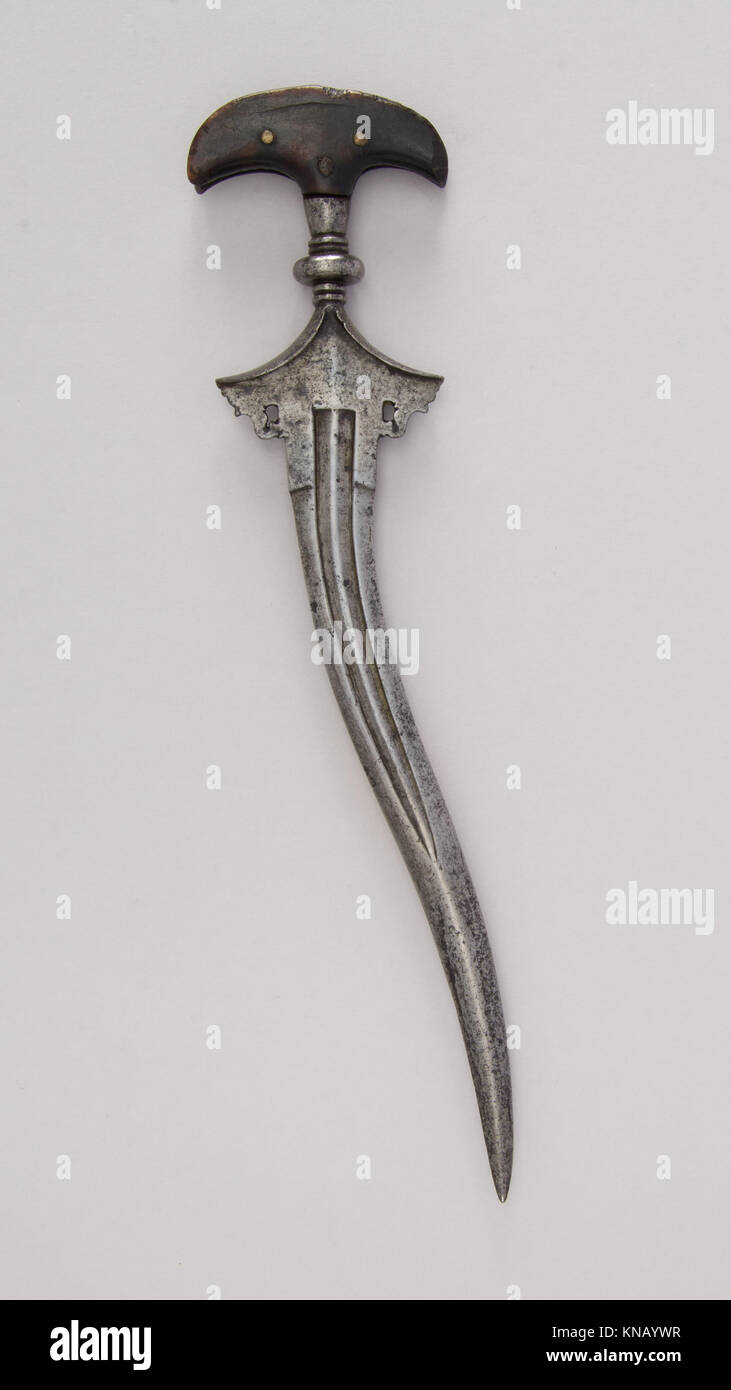 The Chilanum dagger is a historically significant weapon, featuring a ...