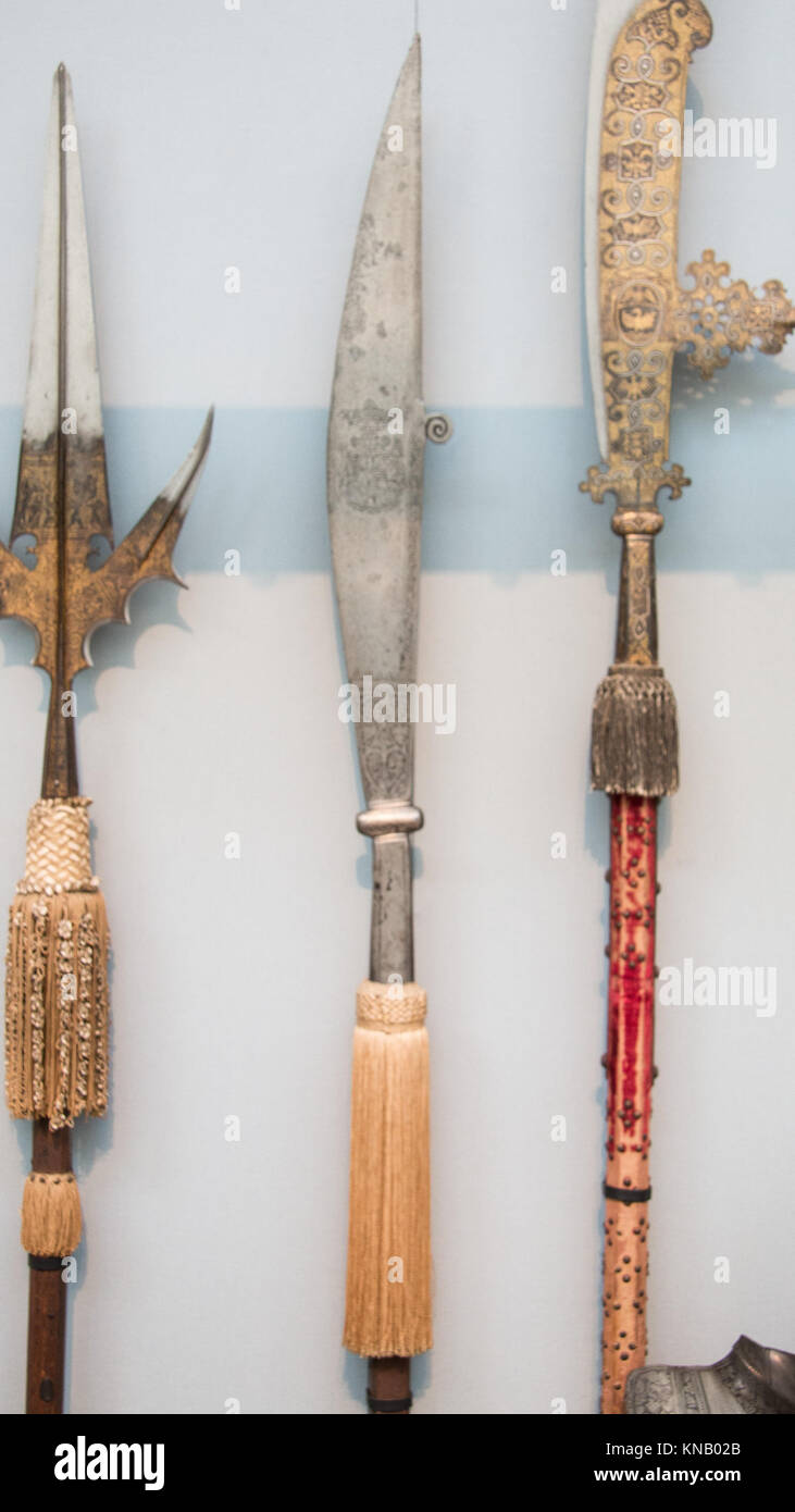 This 16th-century glaive belonged to the bodyguard of Guglielmo Gonzaga ...