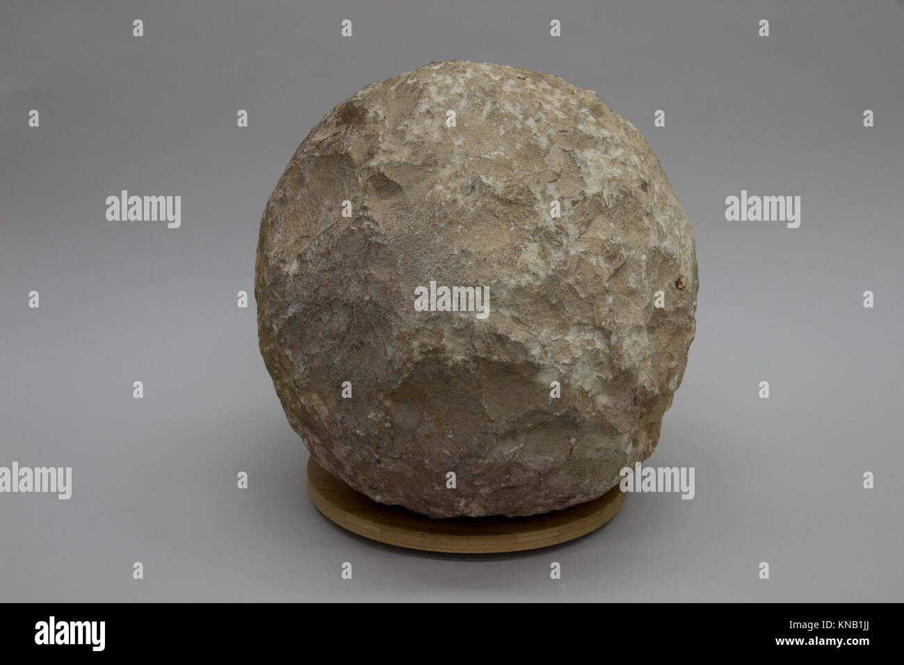 Catapult projectile hi-res stock photography and images - Alamy