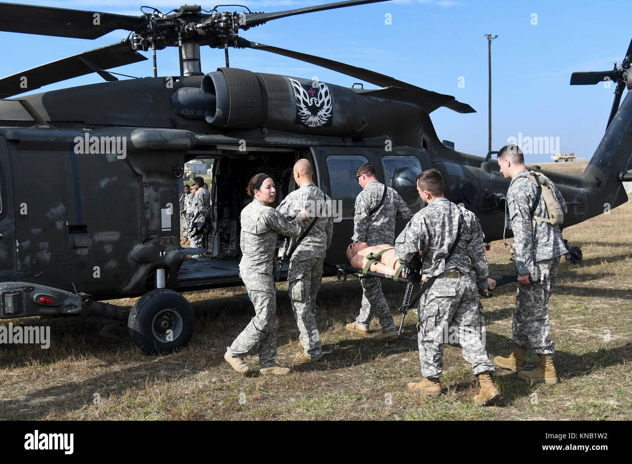 U.S. Army Soldiers with 3rd Battalion, 82nd General Support Aviation ...