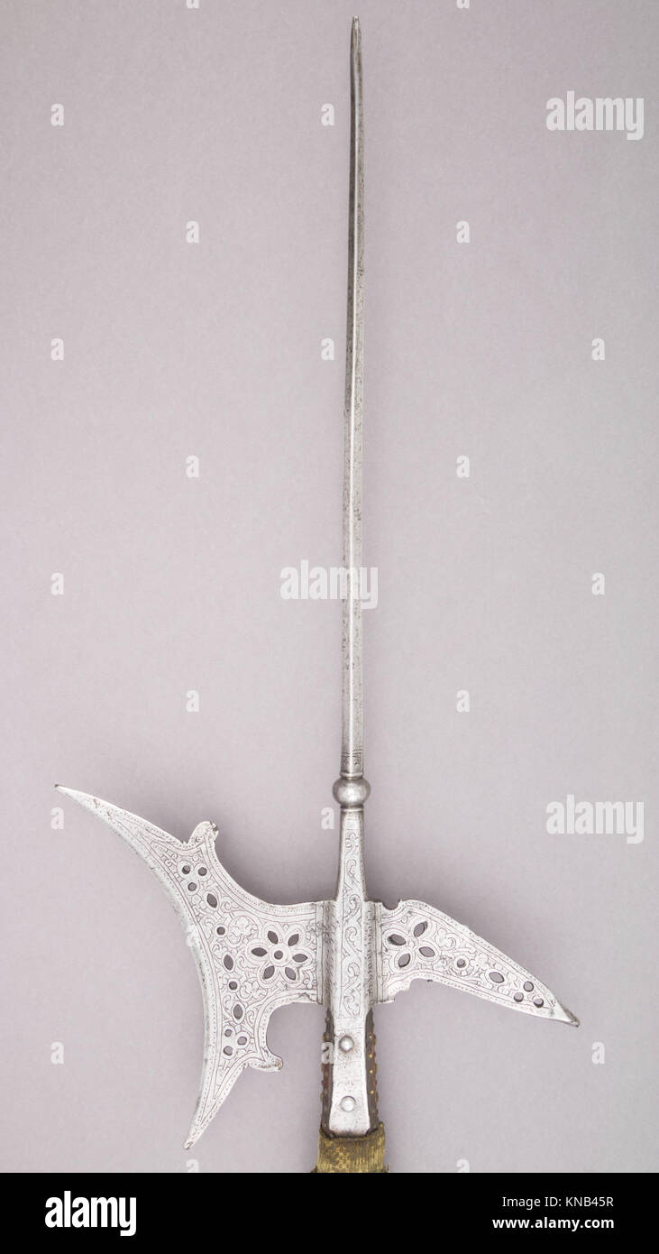 Halberd medieval pole weapon hi-res stock photography and images - Alamy