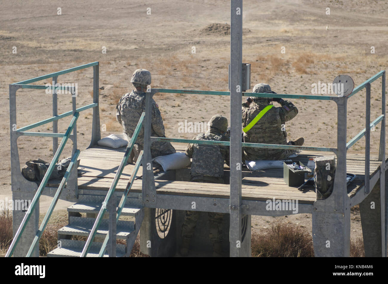 U.S. Army Reserve Troop List Unit Soldiers qualify with an M240B ...