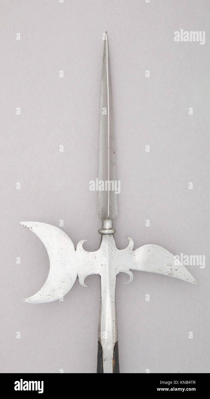 Halberd medieval pole weapon hi-res stock photography and images - Alamy