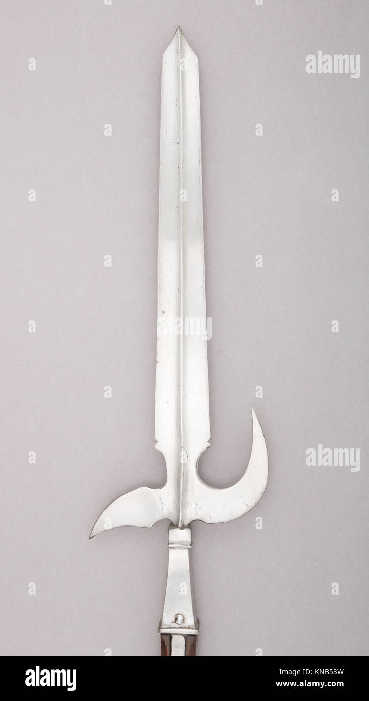 Armor from 14th century hi-res stock photography and images - Alamy