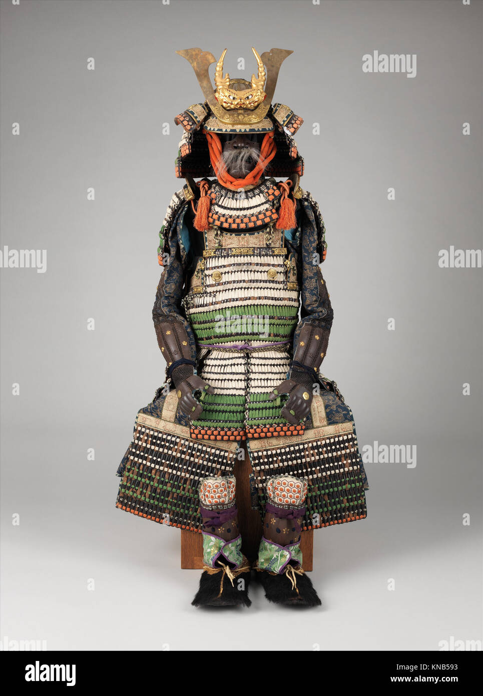 Antique japanese armor hi-res stock photography and images - Alamy