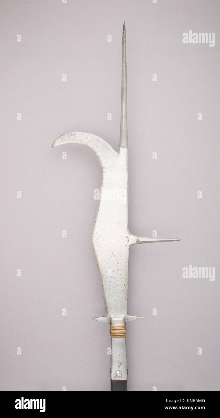 Combat blade hi-res stock photography and images - Alamy