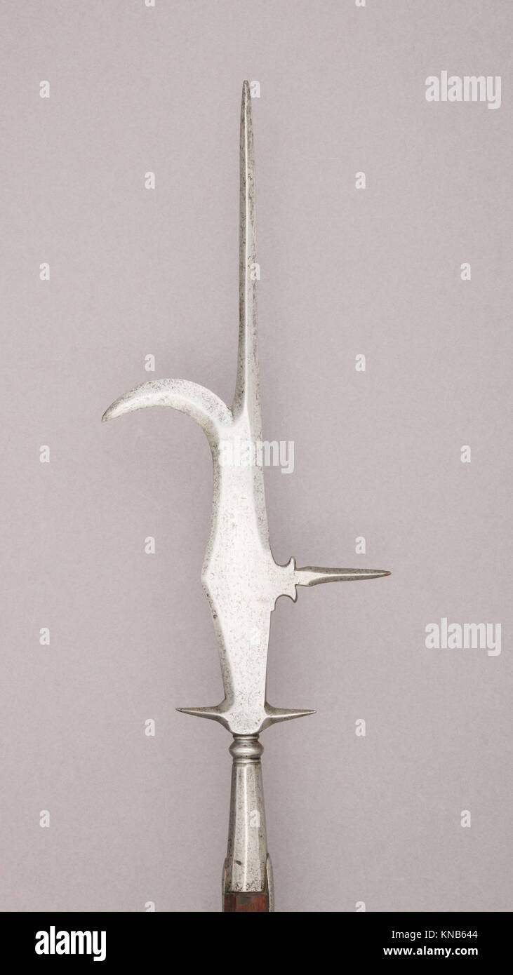 Guisarme hi-res stock photography and images - Alamy