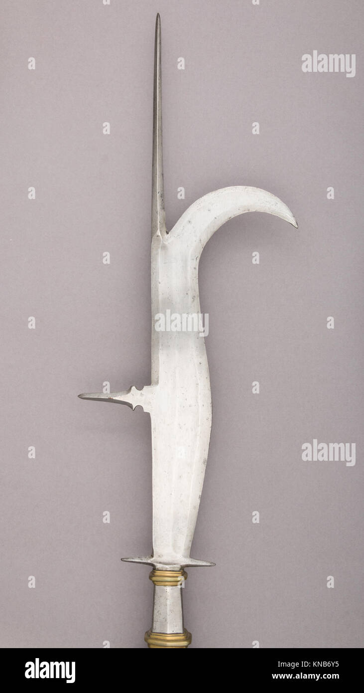 Medieval pole weapon hi-res stock photography and images - Alamy