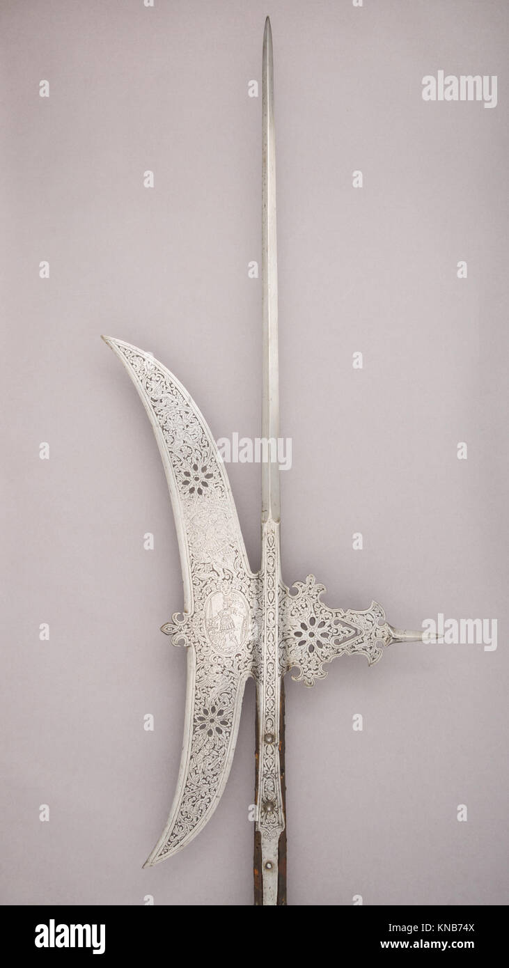 Halberd medieval pole weapon hi-res stock photography and images - Alamy